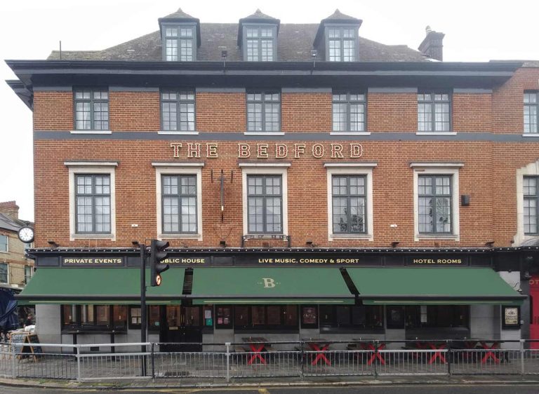 Kenley commercial awnings for The Bedford Hotel - Deans Blinds
